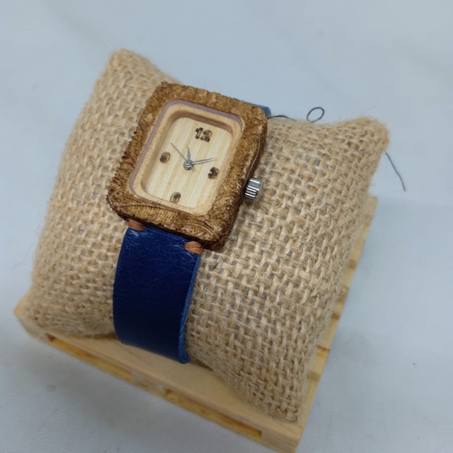 Jual Jam Tangan Kayu Frame Batik | Shopee Indonesia