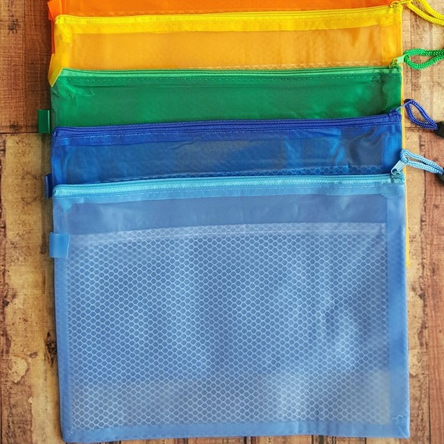 Jual POCKET FILE / MAP ZIPPER BAG BIG 9001 Uk.B5/A4 | Shopee Indonesia