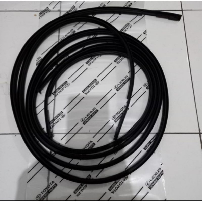 Jual karet Roof/karet cabin Innova reborn satuan | Shopee Indonesia