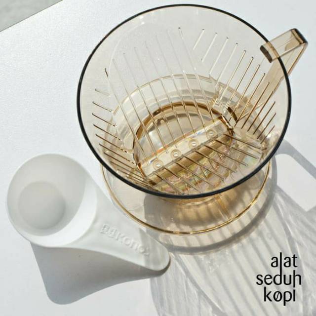 Jual Coffee Dripper Daiso Japan + 10 lembar Paper Filter V60 | Shopee ...