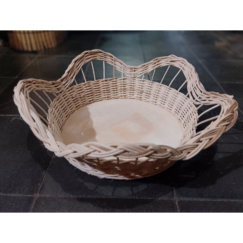 Jual Keranjang Rotan Model Bunga Keranjang Bulat Hantaran Seserahan ...