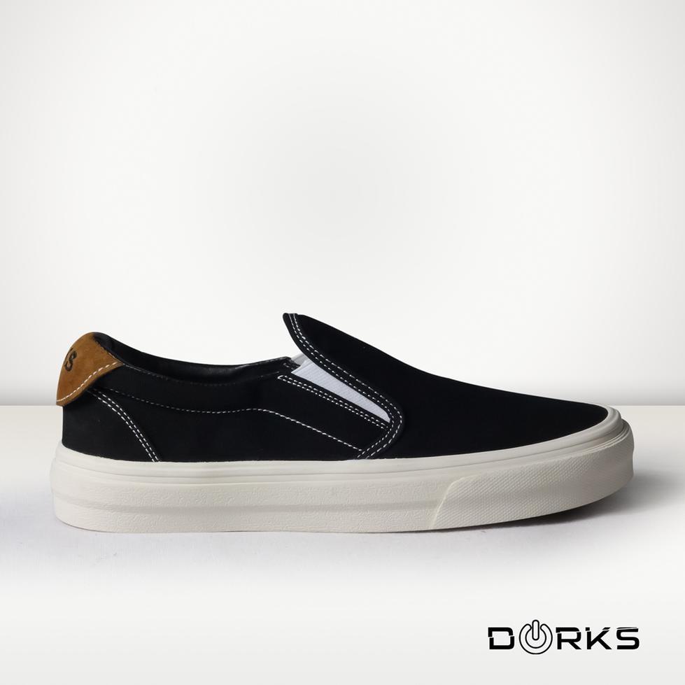Jual DORKS - Slip On Black | Sepatu Original | Sepatu Pria | Sepatu ...