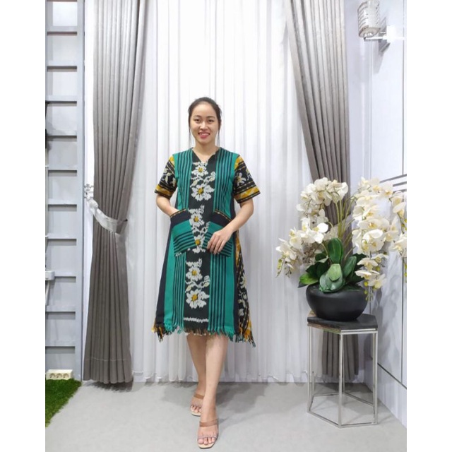 Jual TENUNKU - Adisty Midi Dress Tenun Wanita - Tunik Tenun - Baju ...
