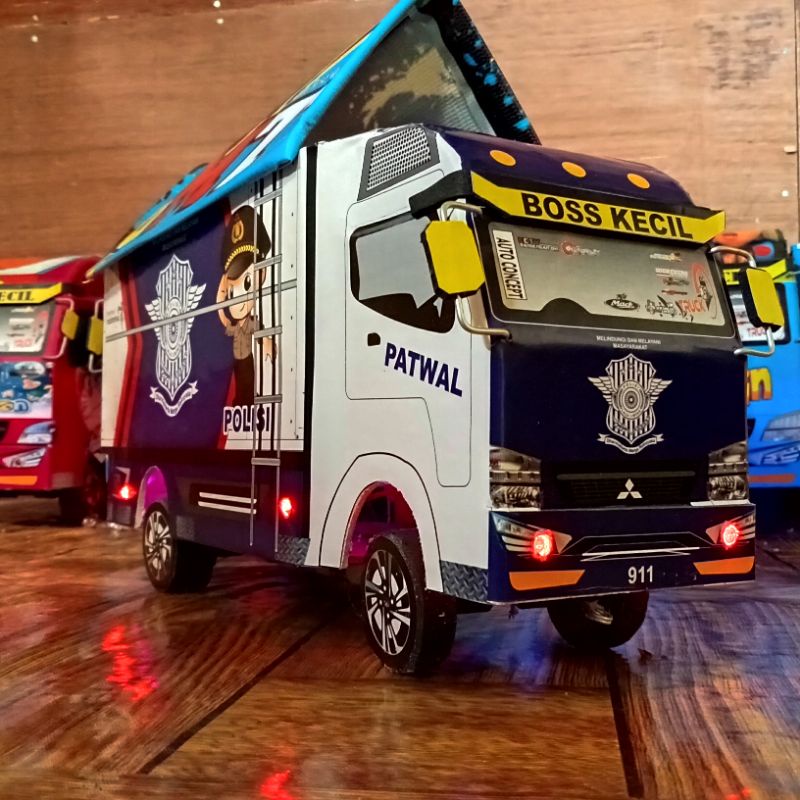 Jual Mainan Anak Miniatur Truk Oleng Motif Mobil Polisi Trek Oleng ...