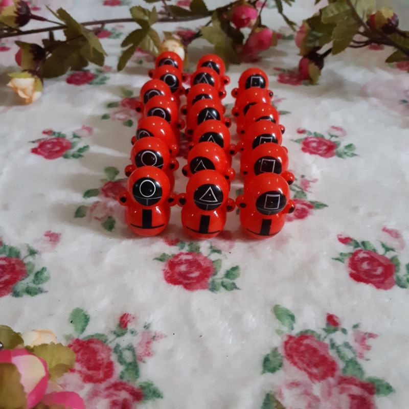Jual mainan squid game ecer mainan goyang squid game mainan tumbler ...