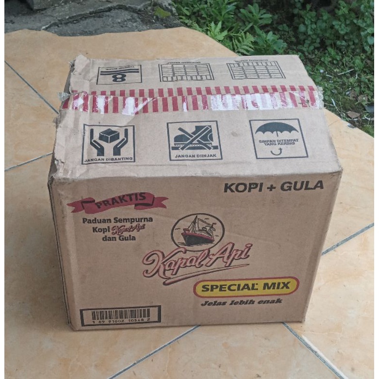 Jual Kardus Bekas Kopi Kapal Api Ukuran 28 x 23 x 23 cm | Shopee Indonesia