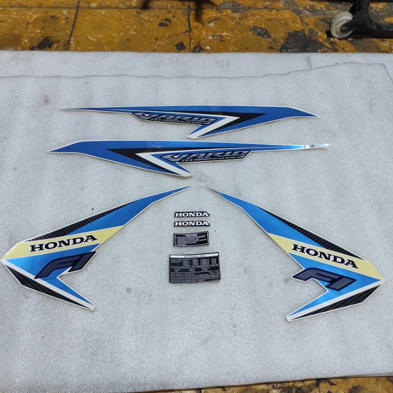 Jual stiker stripping striping decal graphic Honda Vario techno 125 LED ...