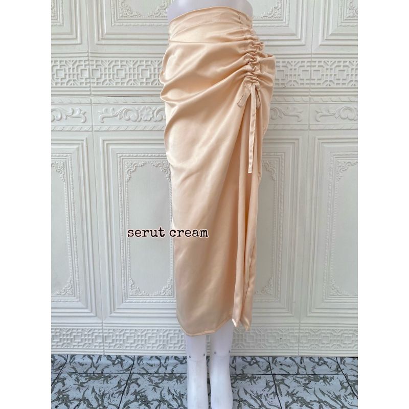 Jual ROK SERUT | KOREAN SKIRT | Rok Silk Model Serut | Velvet skirt ...