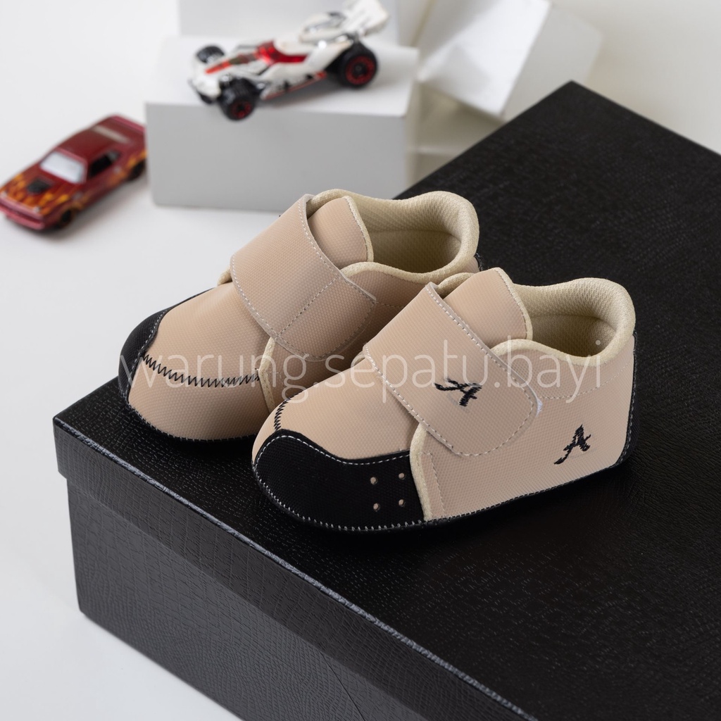 Jual sepatu bayi laki laki usia 1 sampai 14 bulan / sepatu bayi laki ...