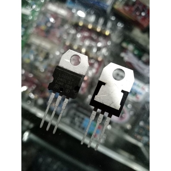 Jual Transistor 7805 ,7012 ,7815 | Shopee Indonesia