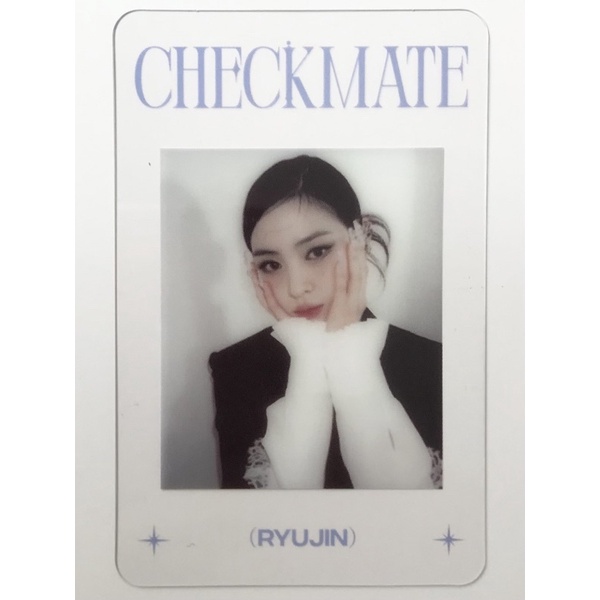 Jual Itzy - Yeji Lia Ryujin Chaeryeong Yuna - Checkmate (Sneakers) - Photocard, Transparent ...