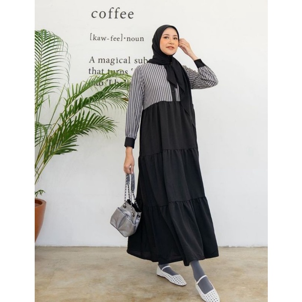 Jual EMA DAILY Syanin Strip Black | Shopee Indonesia