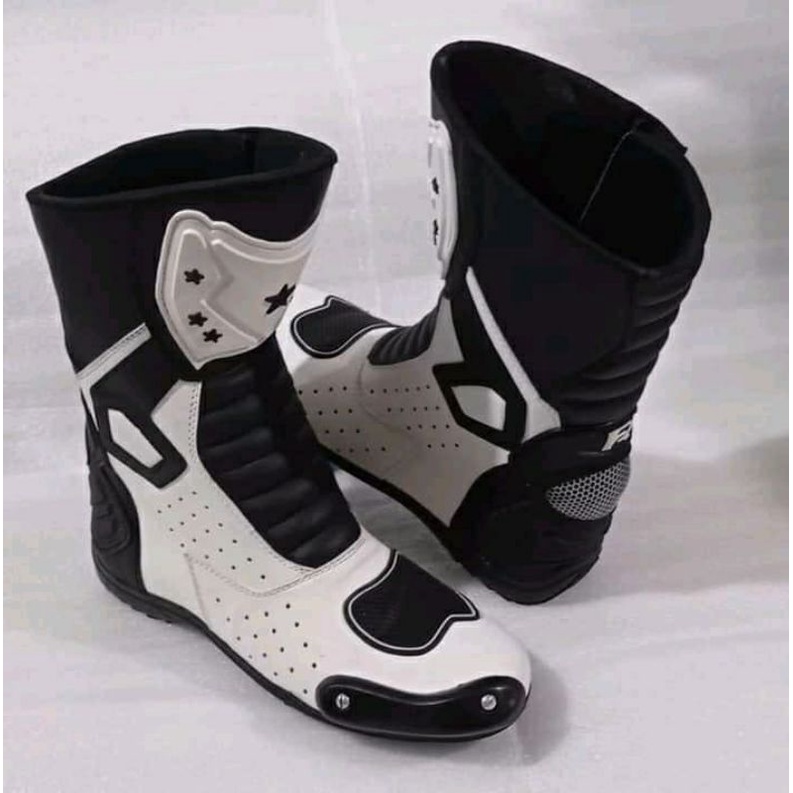 Jual SEPATU ROAD RACE CORNER RACE BALAP PUTIH HITAM NEW NR2 V2 ORIGINAL ...