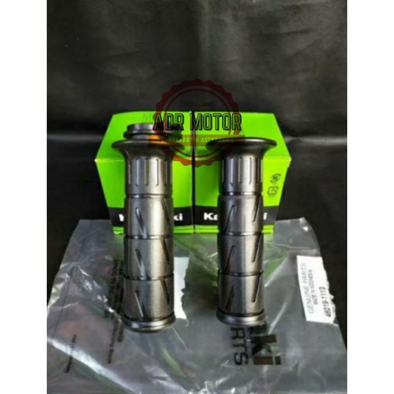 Jual hand grip kaze set kanan kiri original Kawasaki | Shopee Indonesia