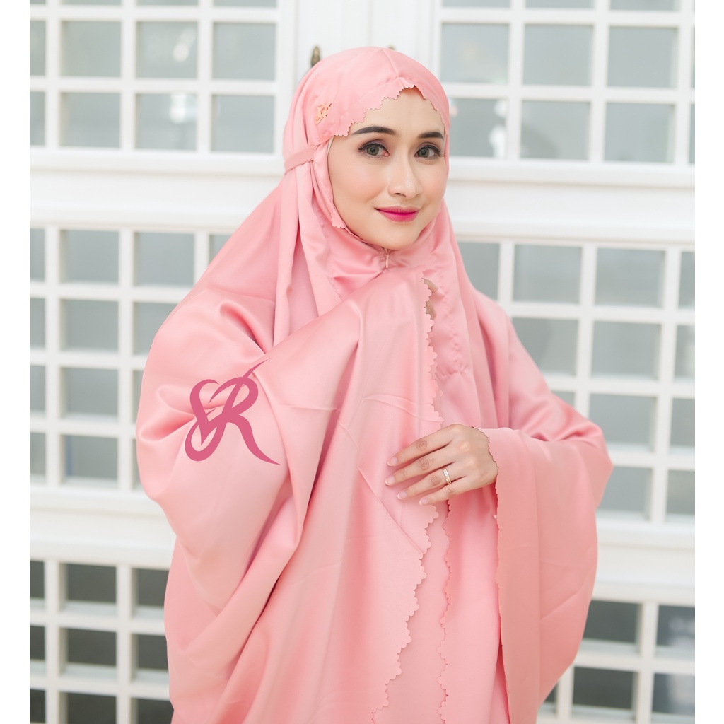 Jual Mukena Dewasa Daily Bros Lasercut mukenah laser cut sutra velvet ...