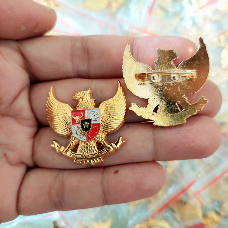 Jual Pin Garuda Pancasila ~ Lencana Garuda Original SNI | Shopee Indonesia