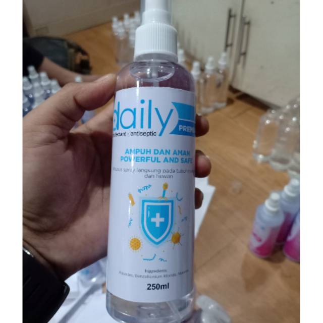Jual Desinfektan daily Antiseptic cairan siap pakai kemasan spray 250 ...