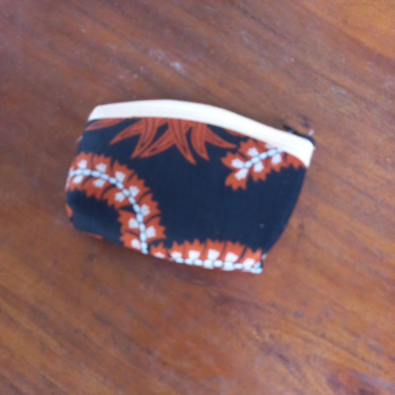 Jual Souvenir Dompet Koin Batik, Kotak (11 cm x 8 cm), Motif Batik Gentongan (Madura) | Shopee ...