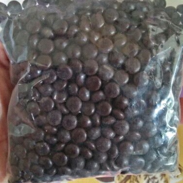 Jual LG 1/2 bulat Coklat Choco Chip 200 gr Topping Donat Taburan Cake ...