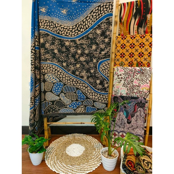 Jual 15 Motif Trendy / Kain Batik Solo / Katun Premium Halus / Batik ...