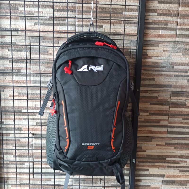 Jual Tas Ransel Rei Perfect 25L Tas Ransel Laptop Rei Original | Shopee ...