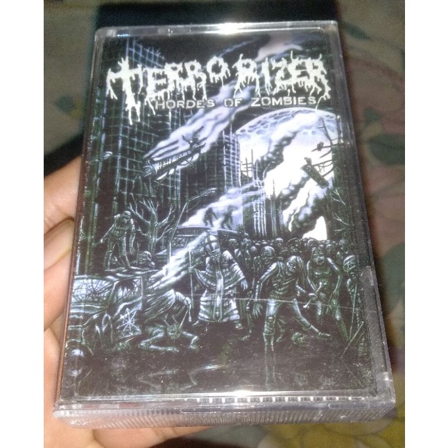 Jual TERRORIZER - HORDES OF ZOMBIES kaset format ALBUM BAND GRINDCORE ...