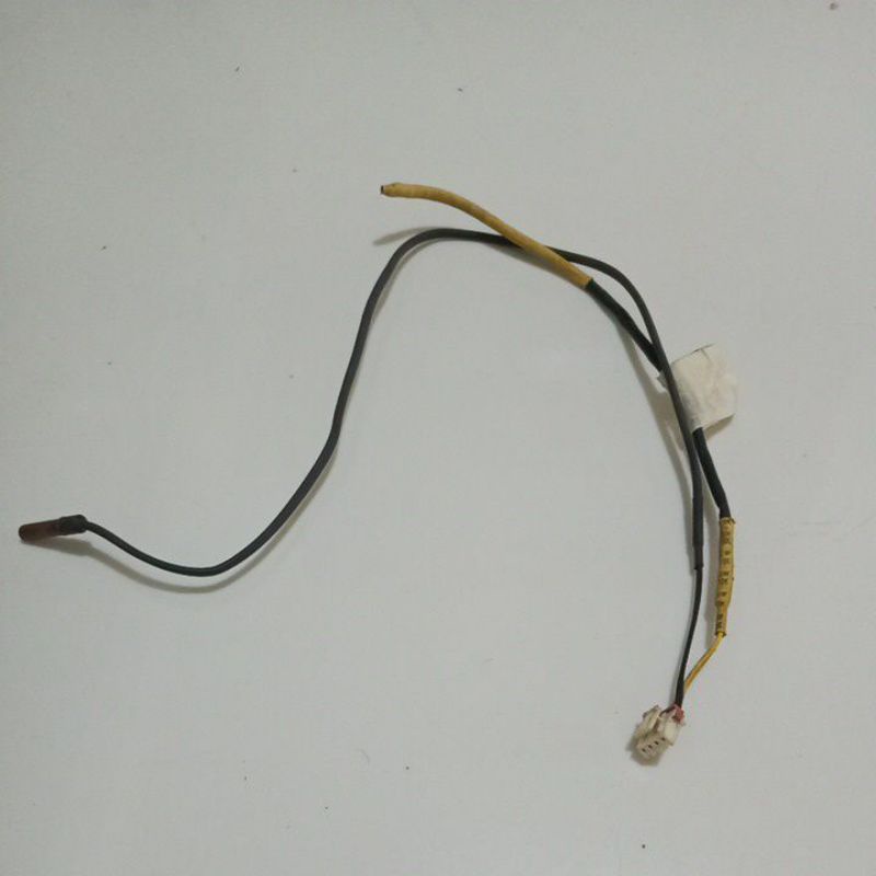 Jual Thermis thermistor ac sharp ucy original | Shopee Indonesia