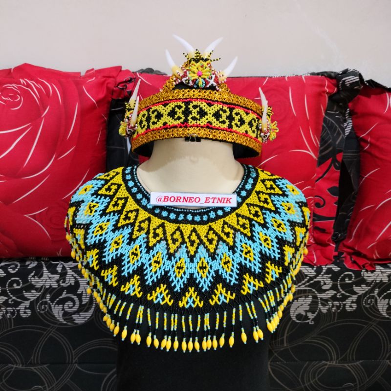 Jual satu set topi mahkota dan kalung dan anting dan rompi dada ...
