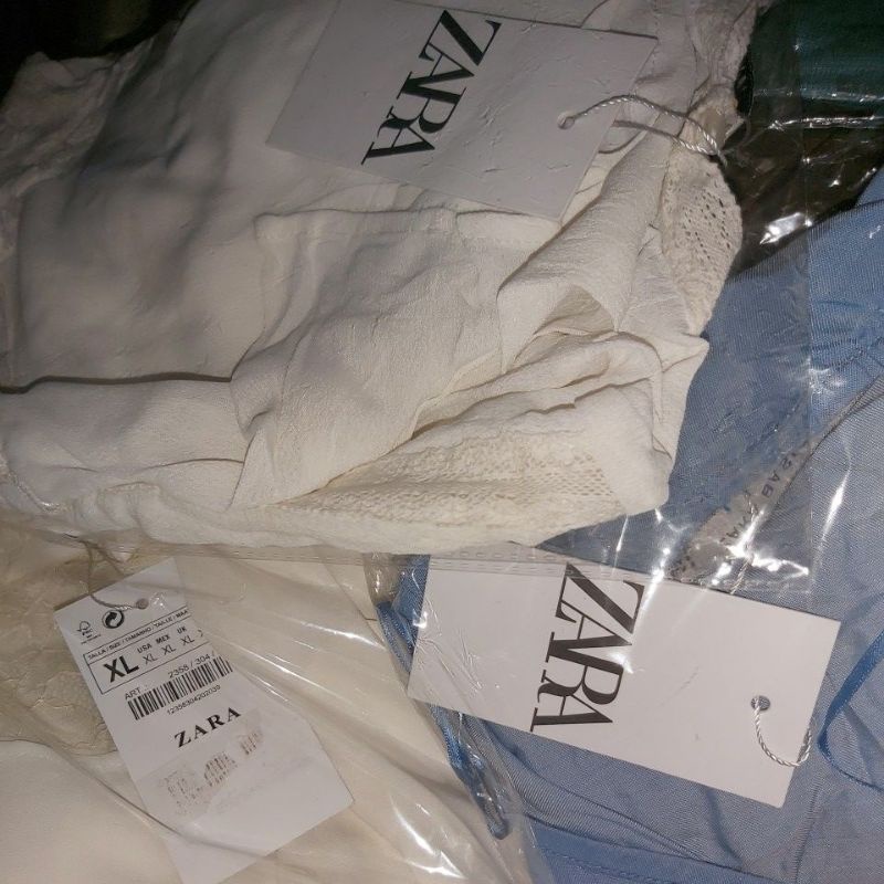 Jual BAJU BRANDED | Shopee Indonesia