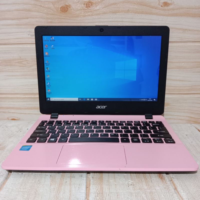 Jual notebook Acer ram 2/4 hdd 500gb second warna random 11inch ...