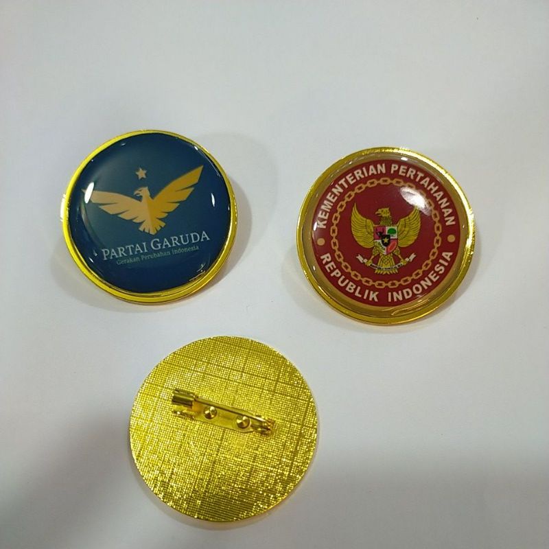 Jual Pin custom magnet/ peniti | Shopee Indonesia