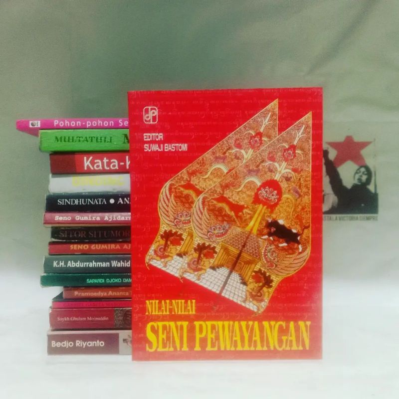 Jual Nilai-nilai Seni Pewayangan by Suwaji Bastomi - Dahara Prize ...