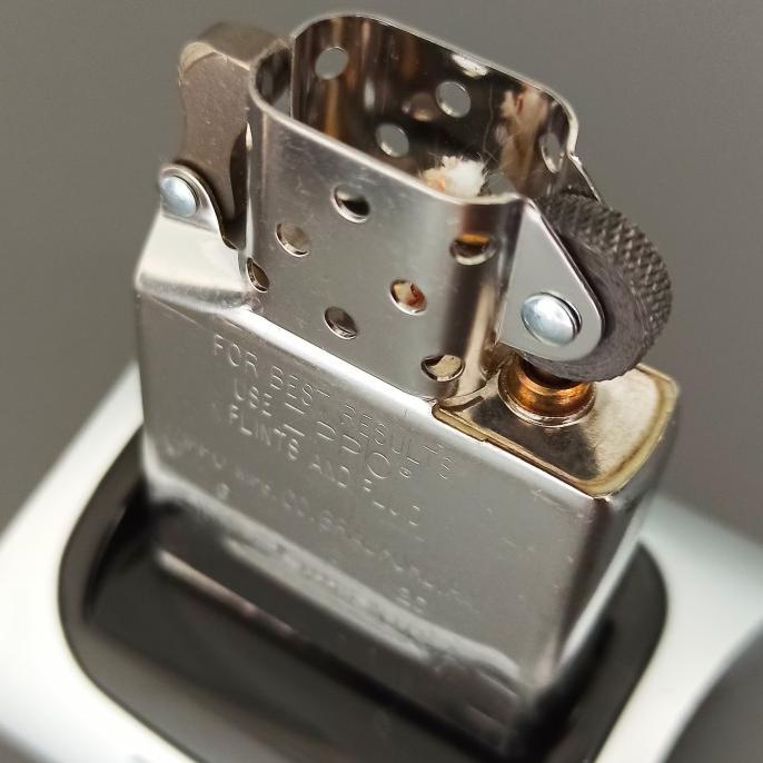 Jual Zippo Insert Original New! 100% Dijamin Asli!!! Best | Shopee ...