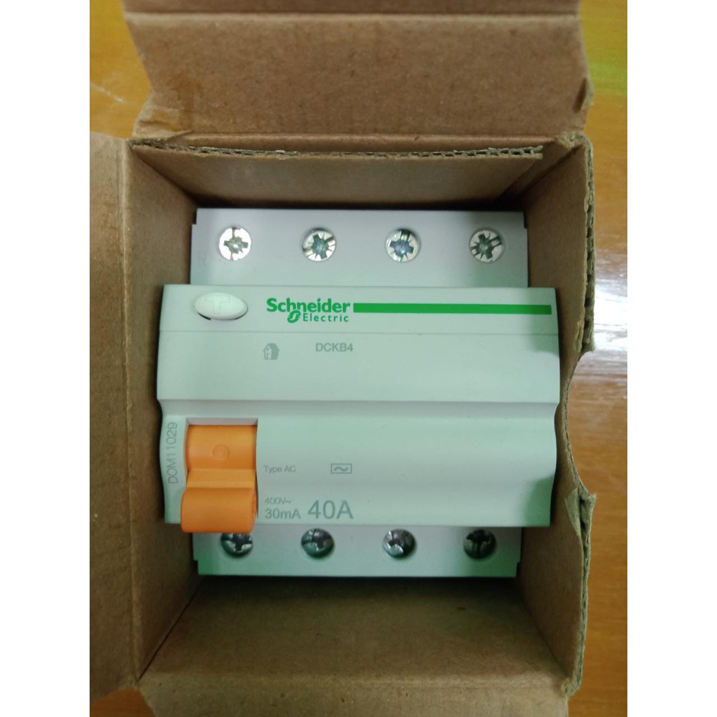 Jual SCHNEIDER RCCB ELCB DOMAE DOM11029 4P 40A 30MA | Shopee Indonesia