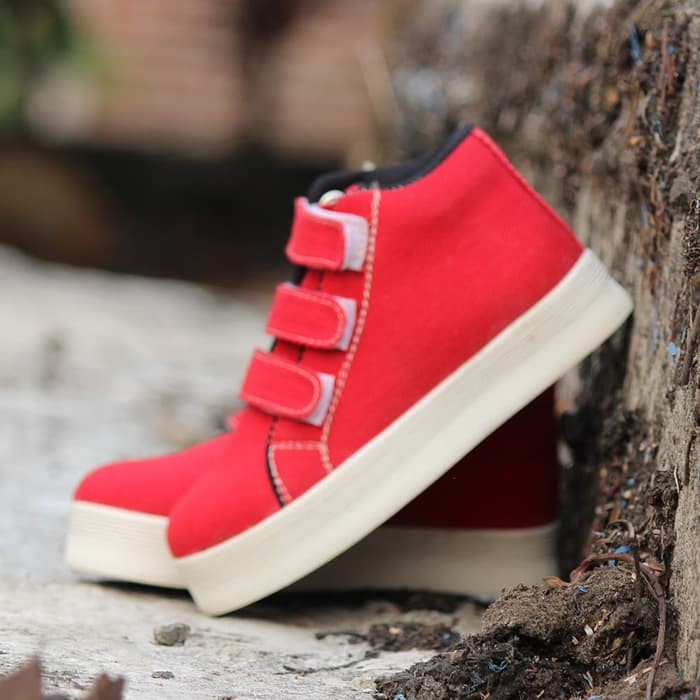 Jual Sepatu Rekat Kets Anak Sekolah Laki Perempuan/ Merah Polos Murah ...
