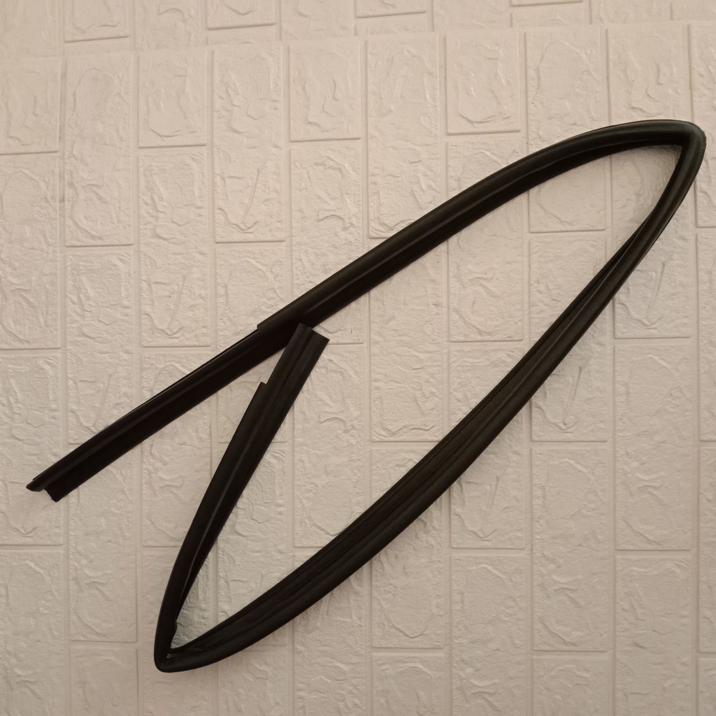 Jual Karet Kaca Pintu Chery QQ Import | Shopee Indonesia