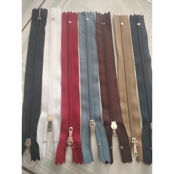 Jual [YKK]resleting ykk uk(6inch) 15cm(bebas campur warna) | Shopee Indonesia