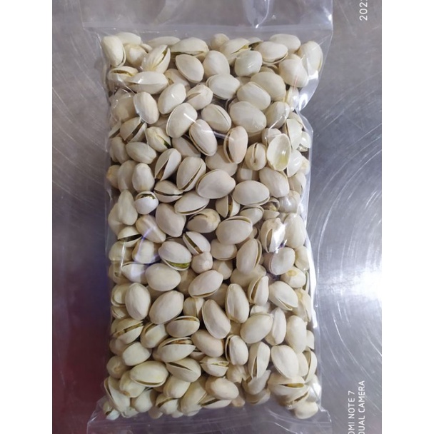 Jual KACANG PISTACHIO ATAU KACANG KETAWA KACANG AMERIKA 500GRAM OLEH ...