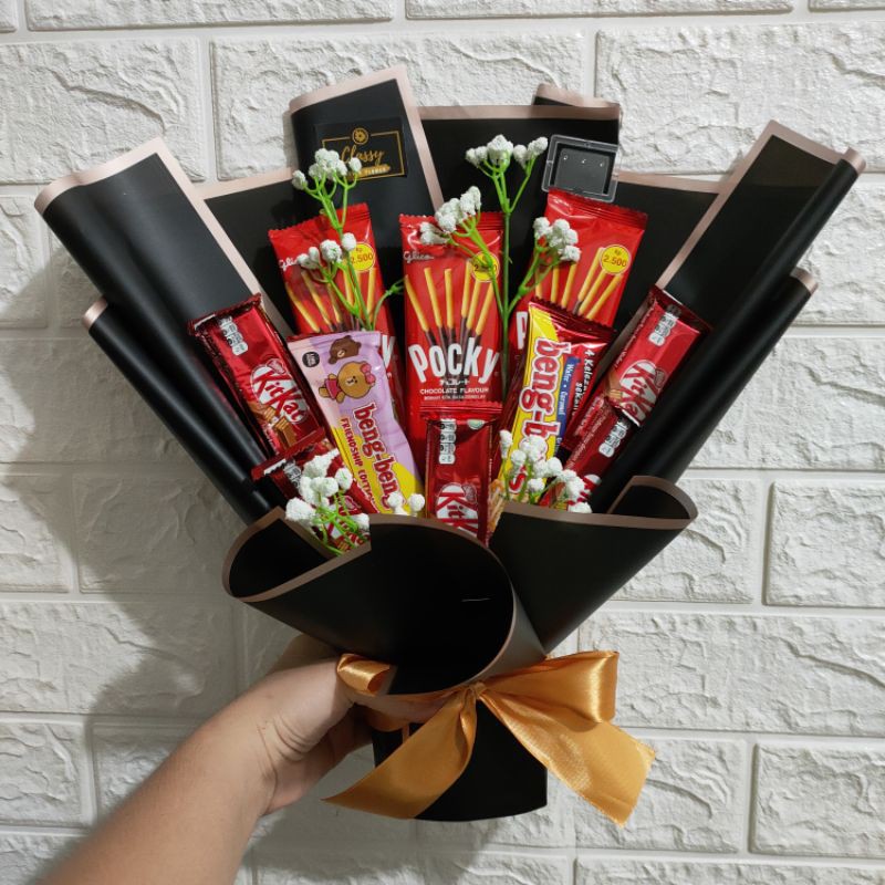 Jual Snack Bouquet Coklat Cadbury / Kitkat / Bucket Bunga Buket Snack ...
