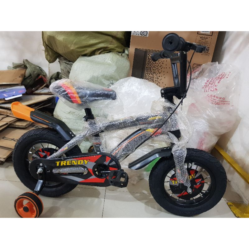 Jual Sepeda Anak Sepeda BMX 12 inch TRENDY ( Ban Jumbo ) ( Warna Hitam ...