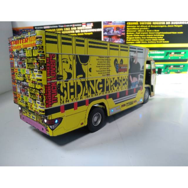 Jual Miniatur Truk Kuning Bisa Bukaan dan Sudah lampuan | Shopee Indonesia