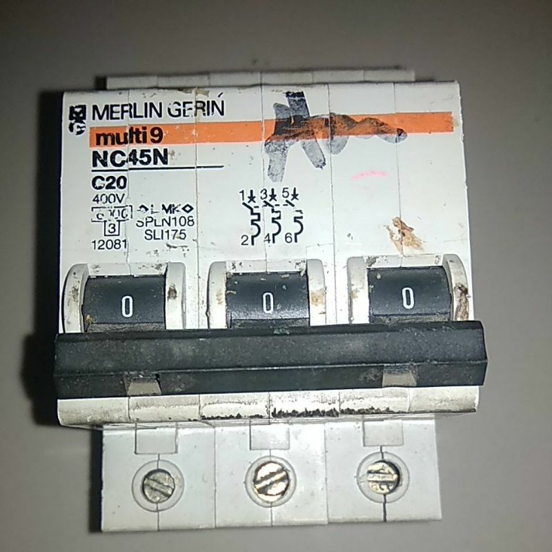 Jual mcb 3phas 20A merlin gerin NC45N | Shopee Indonesia