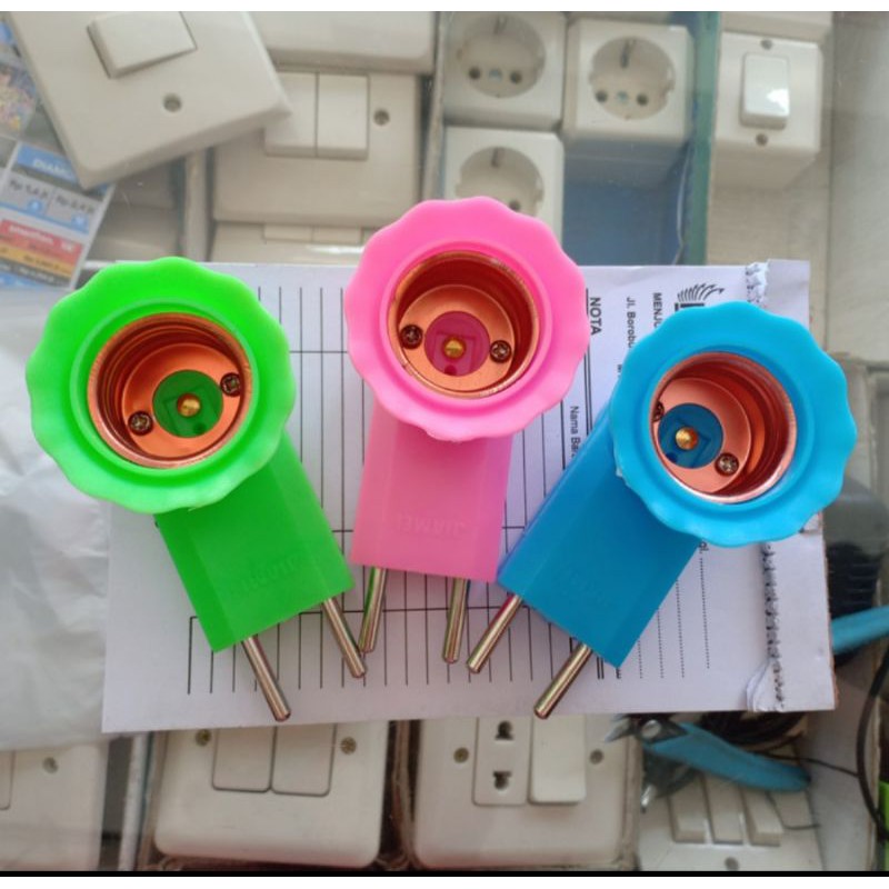 Jual Fitting colok fitting colokan lampu plus saklar warna fitting ...