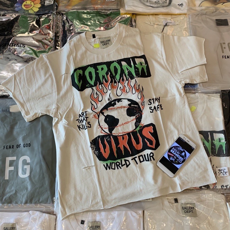 Jual KAOS CORONA VIRUS WORLD TOUR | Shopee Indonesia