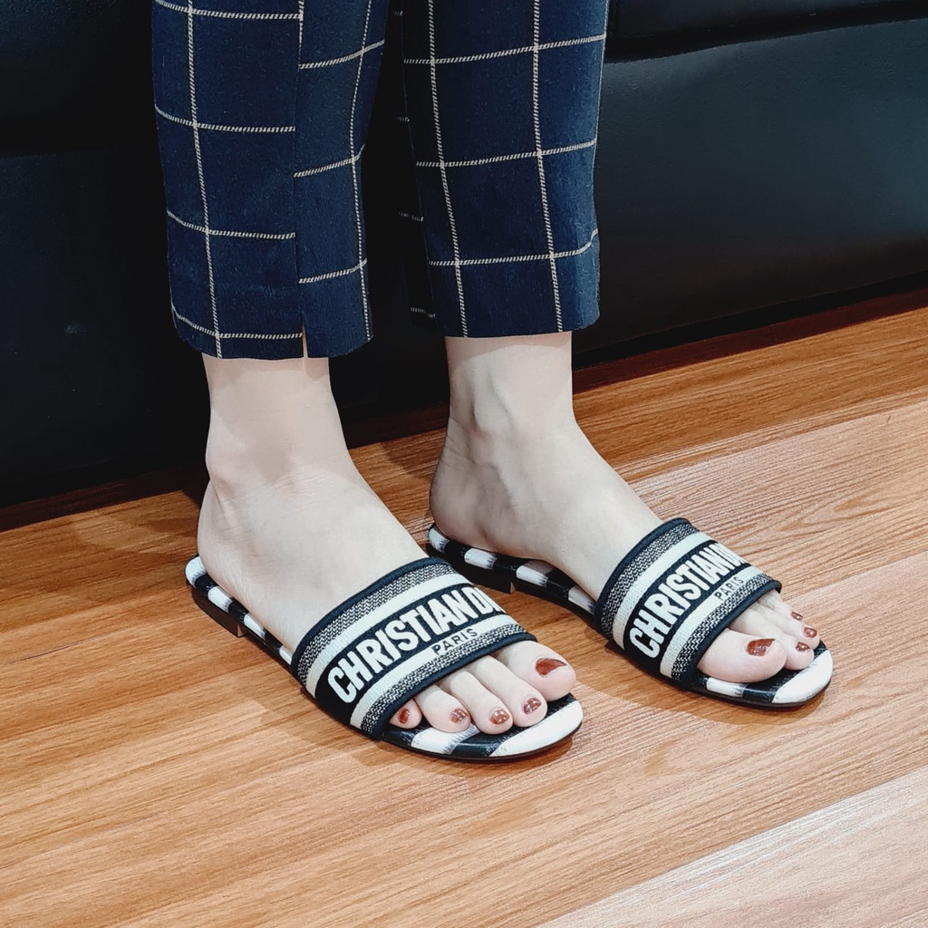 Jual D!OR 426 - SNR Flat 1,5cm ( SALE B ) | Shopee Indonesia