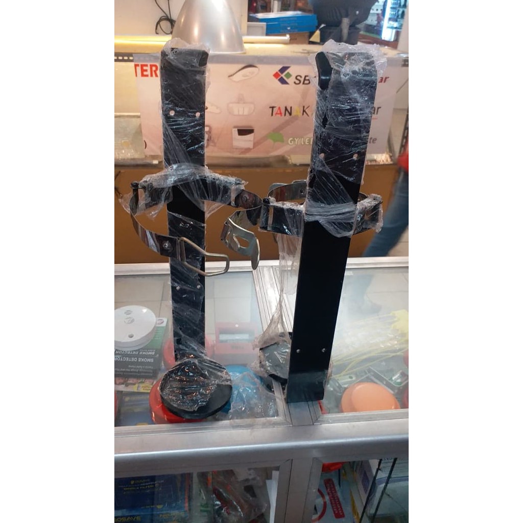 Jual BRACKET APAR 6KG PENYANGGA UNTUK TABUNG POWDER | Shopee Indonesia