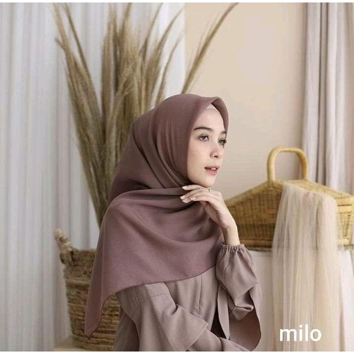 Jual Fashion Shop [SUPERMURAH!!] HIJAB Segiempat Polos BELLA SQUARE ...