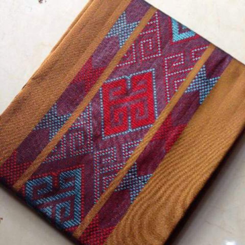 Jual Tenun Songket kendari | Pabintik | Paruki | Tenun Songket Toraja ...