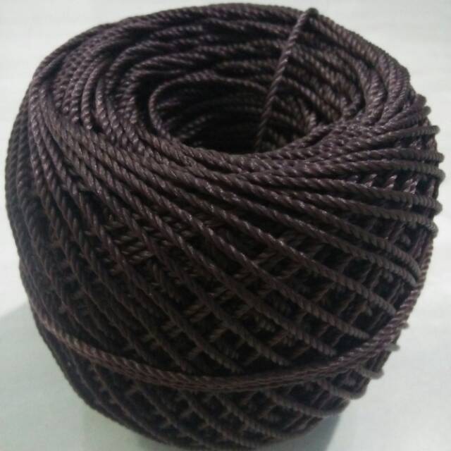 Jual Benang Rajut Nylon Coklat Pramuka Code 301 (100 gram) | Shopee ...