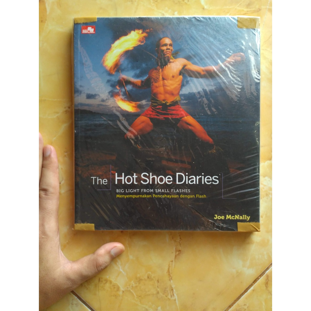Jual Buku Fotografi - The Hot Shoe Diaries by Joe McNally | Shopee ... Jual Buku Fotografi - The Hot Shoe Diaries by Joe McNally | Shopee ...